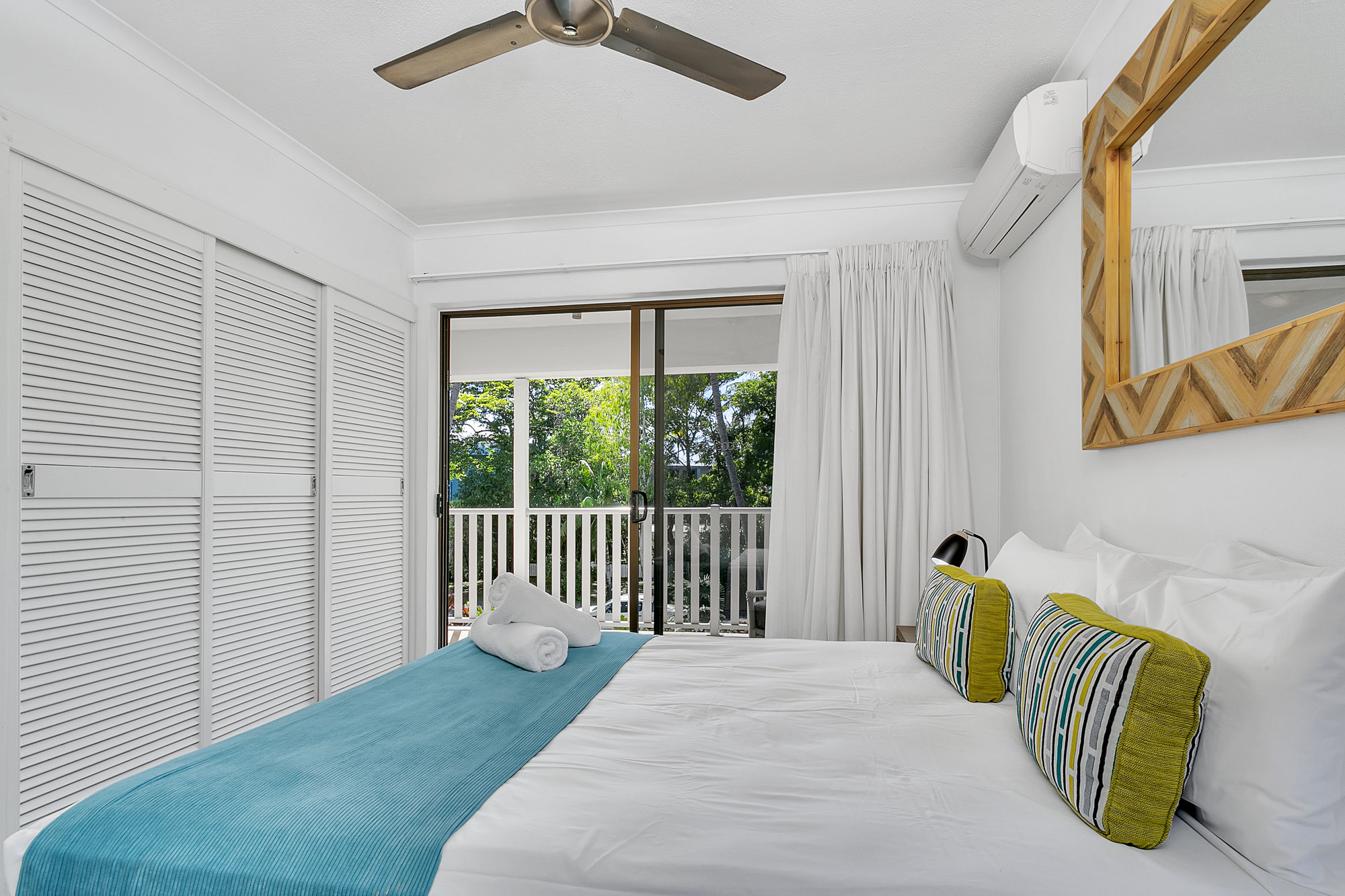 Seascape Holidays Apartments at Tropical Reef — Port Douglas Accommodation
